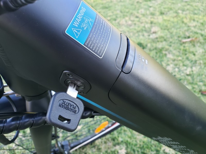 Review: Macwheel Ranger 500 Electric Commuter City Bike (26", 7-Speed ...